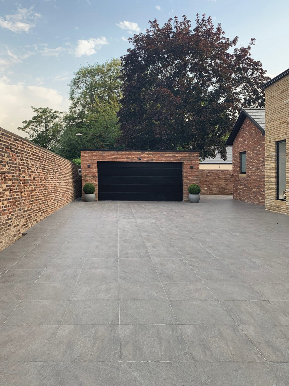 How to Erect a Fence with Concrete Posts and Gravel Boards? Step-by-step Guide - Timberstore